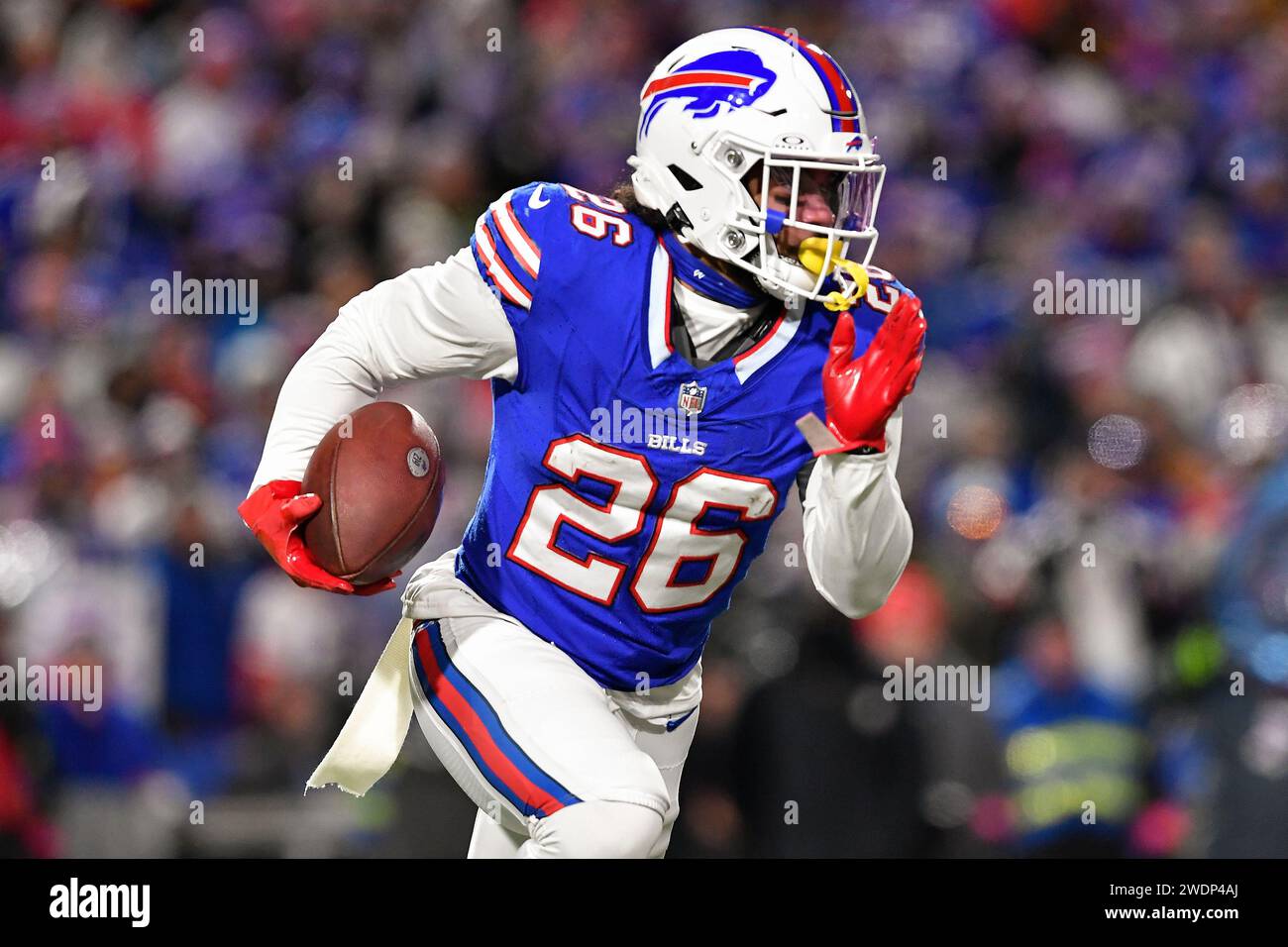 Buffalo Bills running back Ty Johnson (26) carries the ball against the Kansas City Chiefs ...