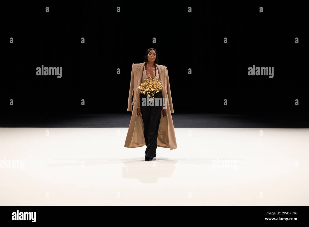 Paris, Frankreich. 20th Jan, 2024. Naomi Campbell at BALMAIN HOMME Fall ...