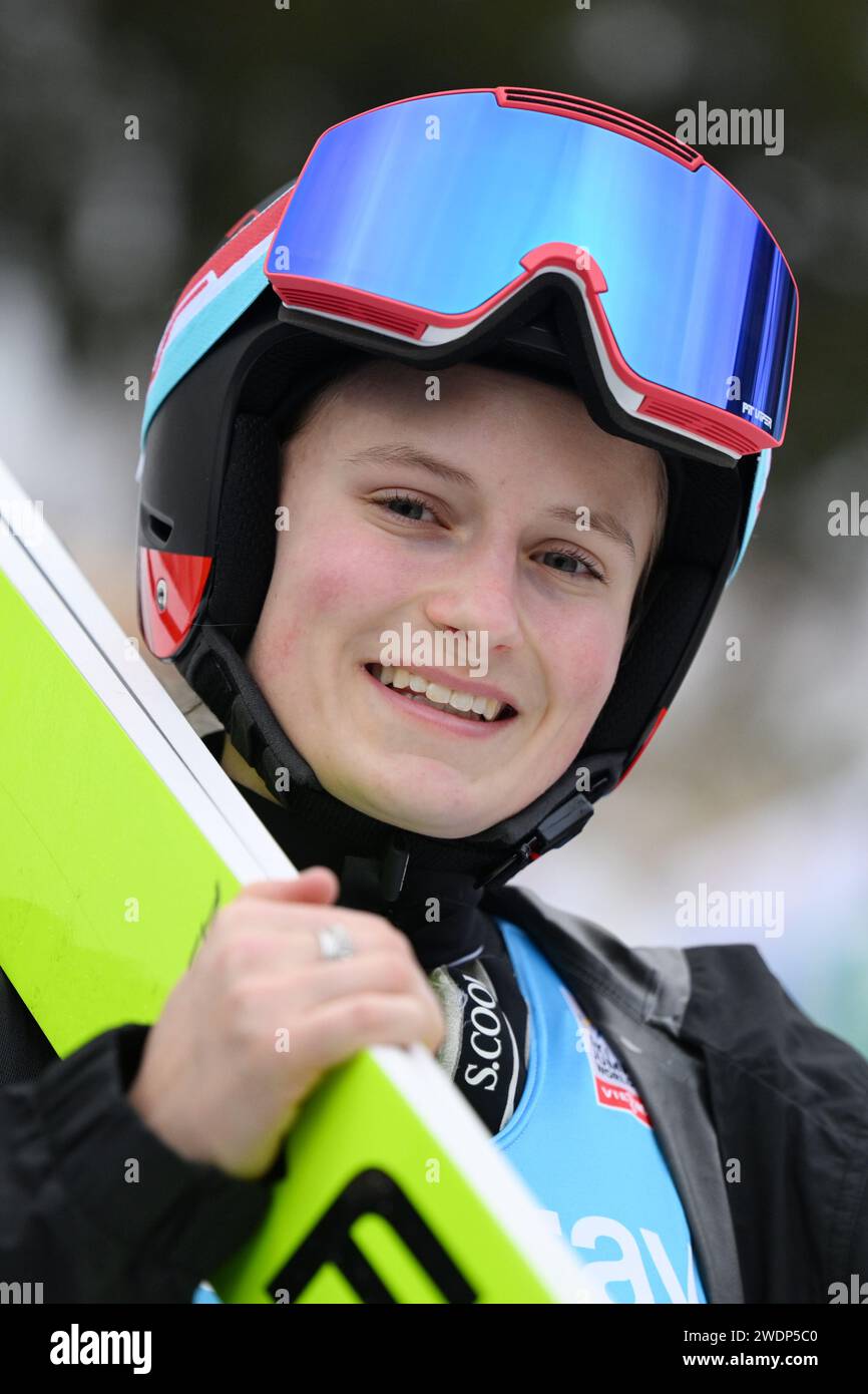 Aliontek Zao Schanze, Yamagata, Japan. 19th Jan, 2024. Samantha MACUGA ...