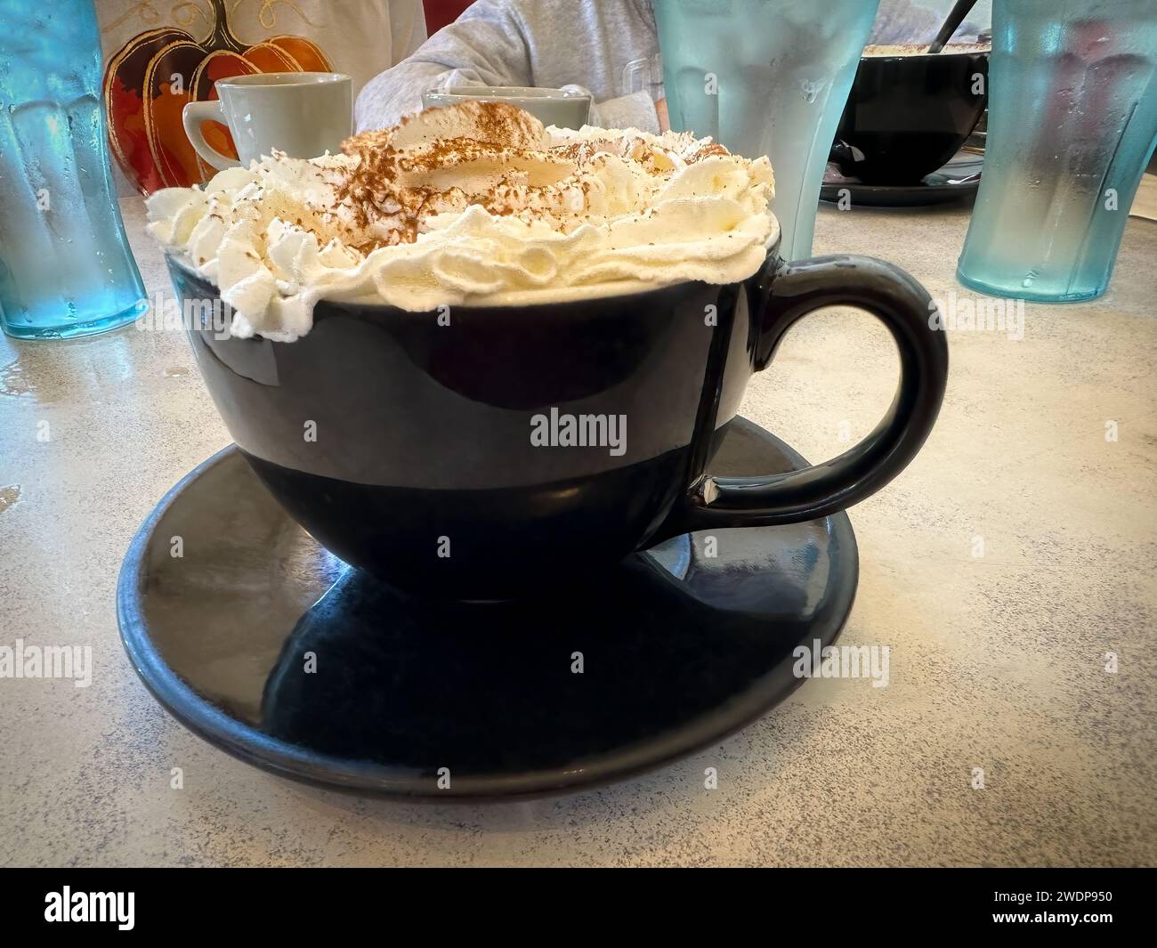 Mexican hot chocolate not cinnamon hi-res stock photography and images ...