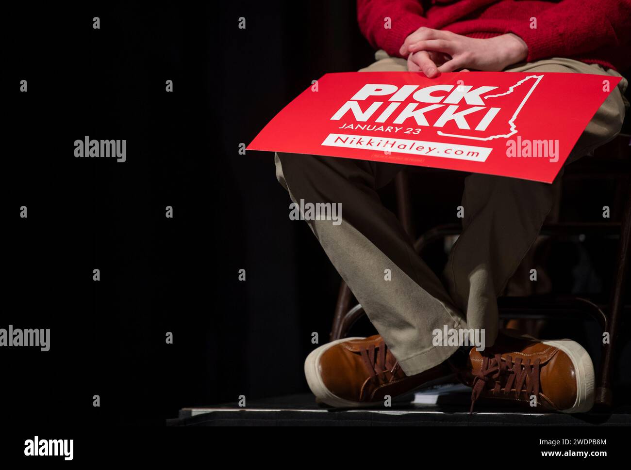 Trump crossed out hi-res stock photography and images - Alamy