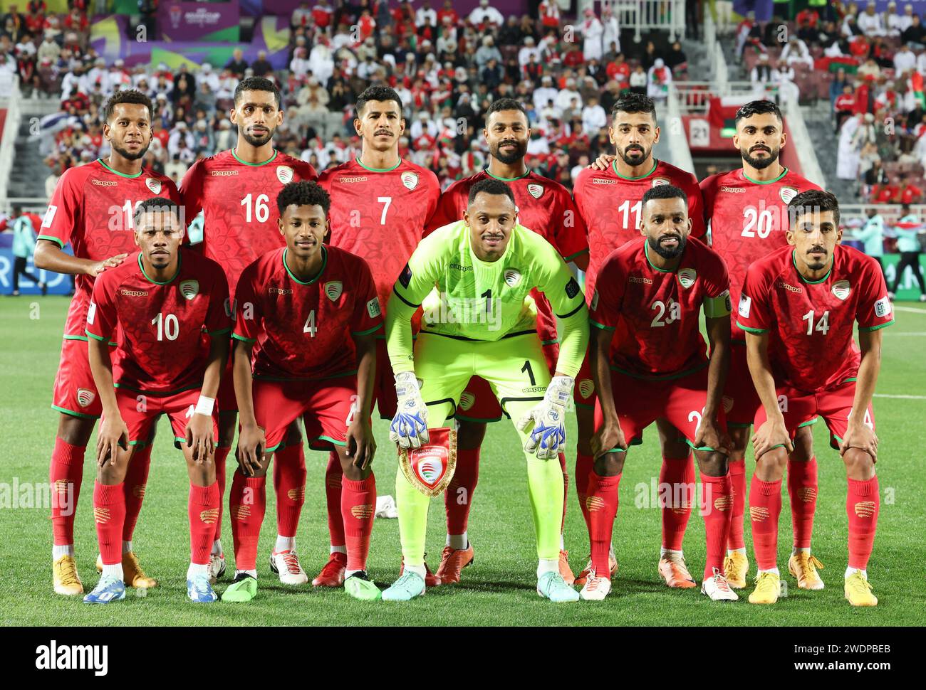 Doha, Qatar. 21st Jan, 2024. Starting players of Oman pose for photos ...