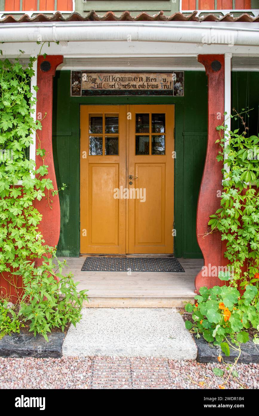Carl Larssongården, entrance with the famous sign, War Välkommen kära ...