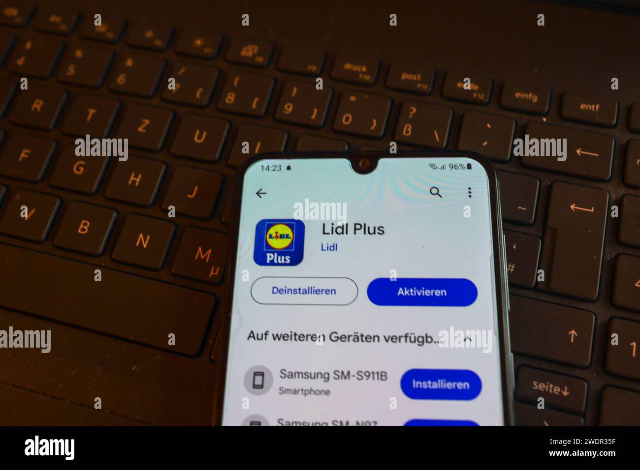 Lidl einkaufswagen hi-res stock photography and images - Alamy