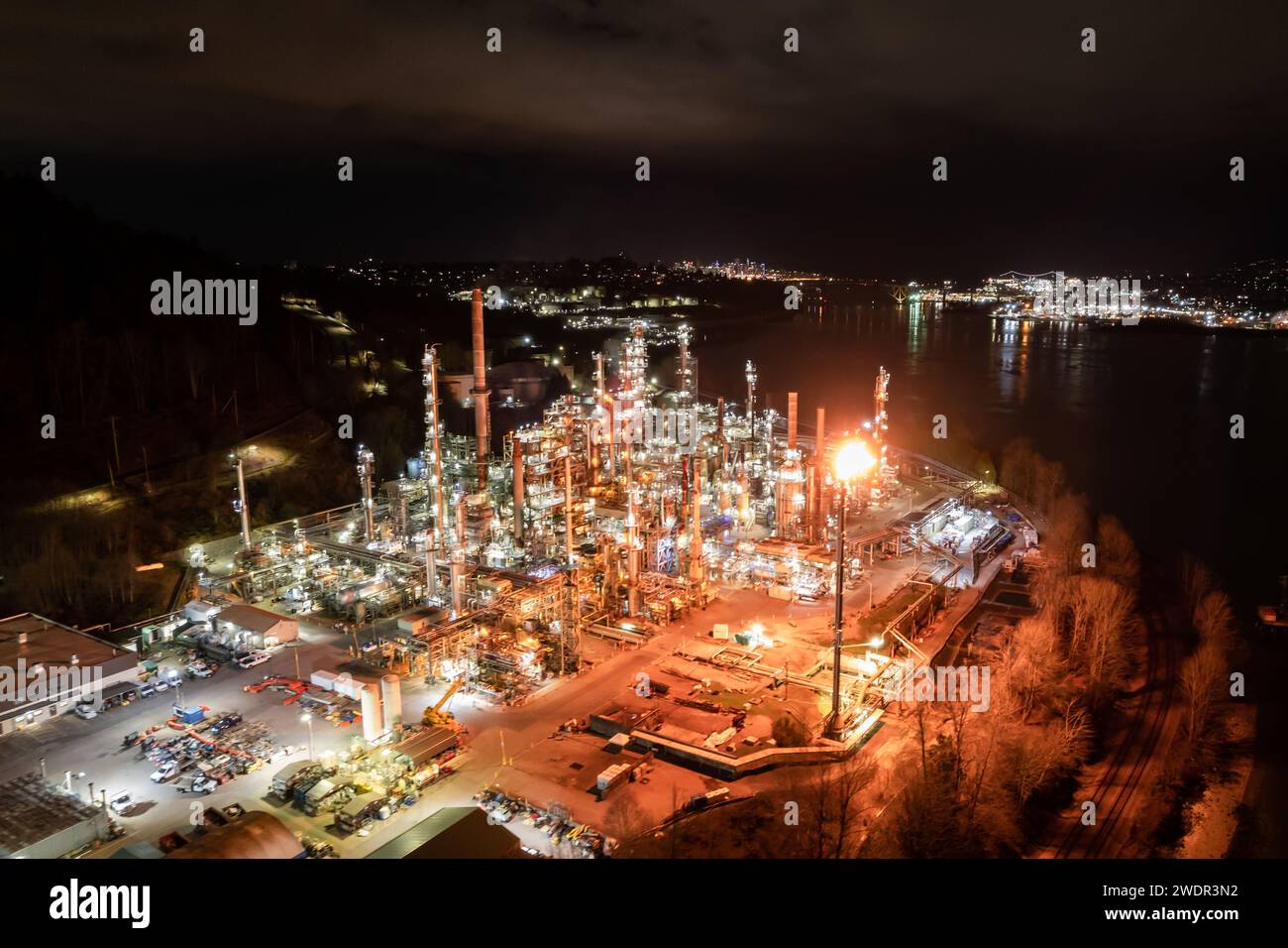 Oil refinery aerial view, distillation tower, gas production, smoke ...