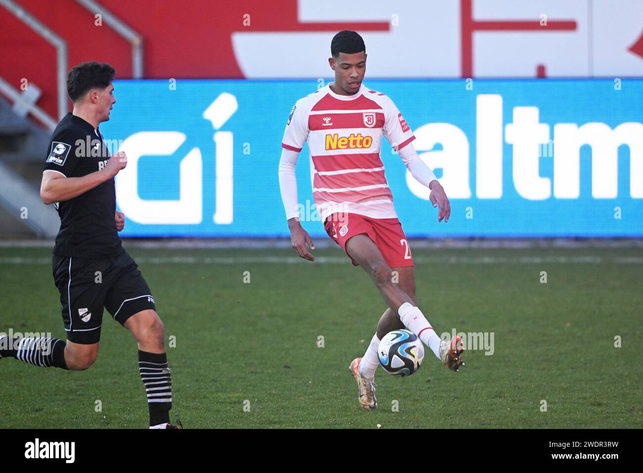 Regensburg, Deutschland. 20th Jan, 2024. Fussball; Spieltag 21; Dritte Liga; 3. Liga; Saison ...