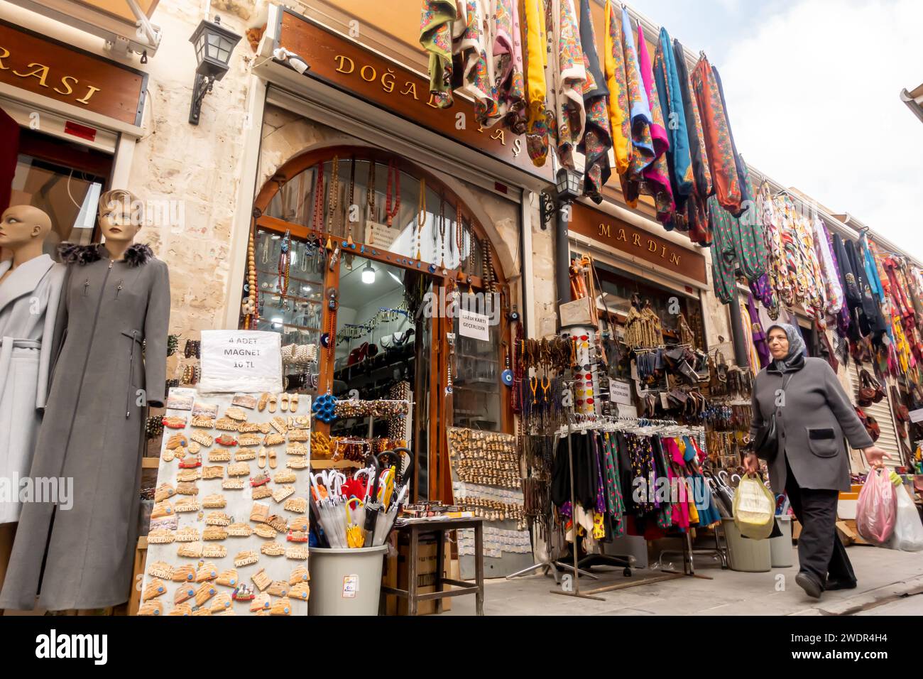 Mardin market in the street, Southeastern Turkey Stock Photo - Alamy