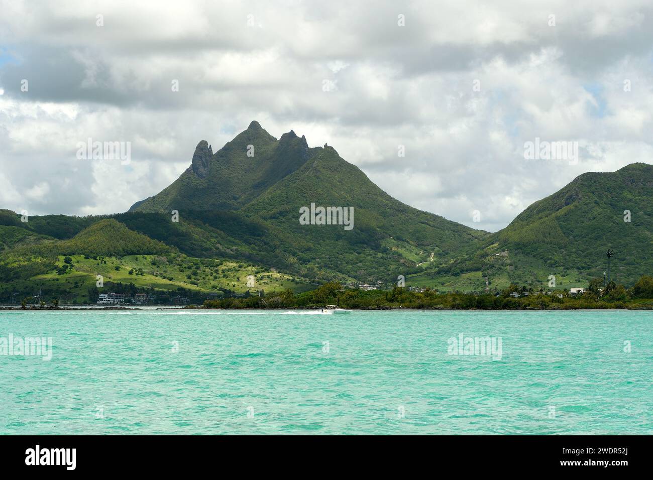 Mountains, sea, beach, island of Mauritius Stock Photo - Alamy