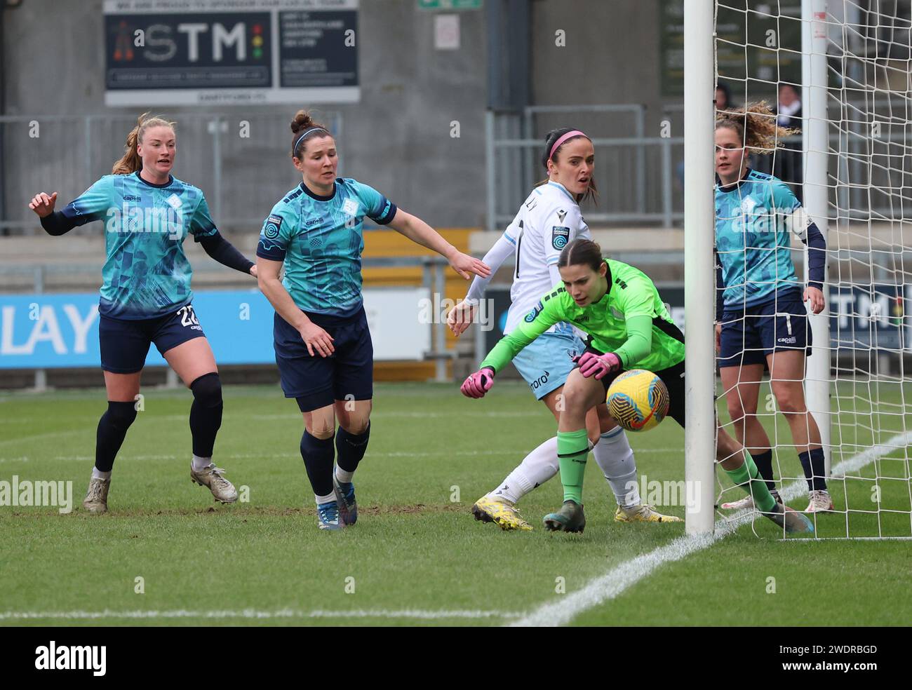 L-R Paige Culver of London City Lionesses Emma Mukandi of London City ...