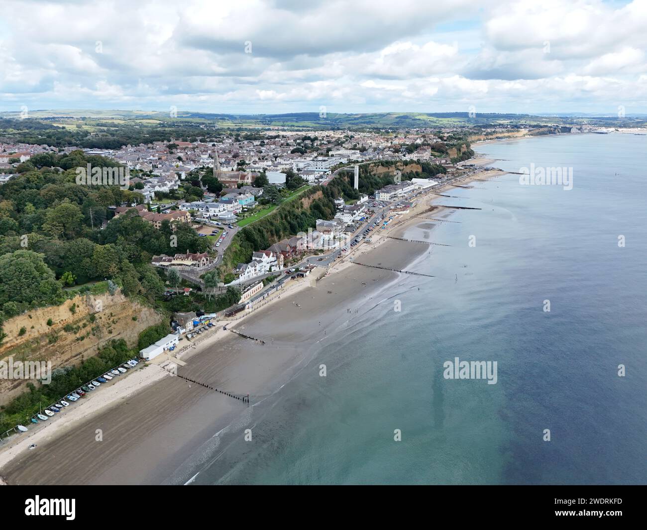 Aerial establishing shot coastal town hi-res stock photography and ...