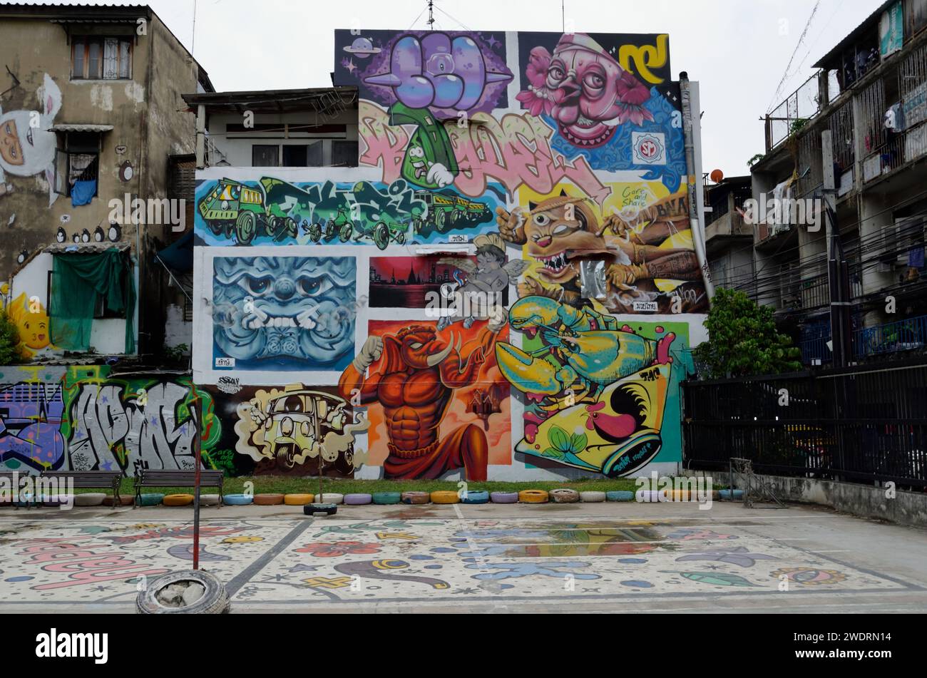 Graffiti tailandia hi-res stock photography and images - Alamy
