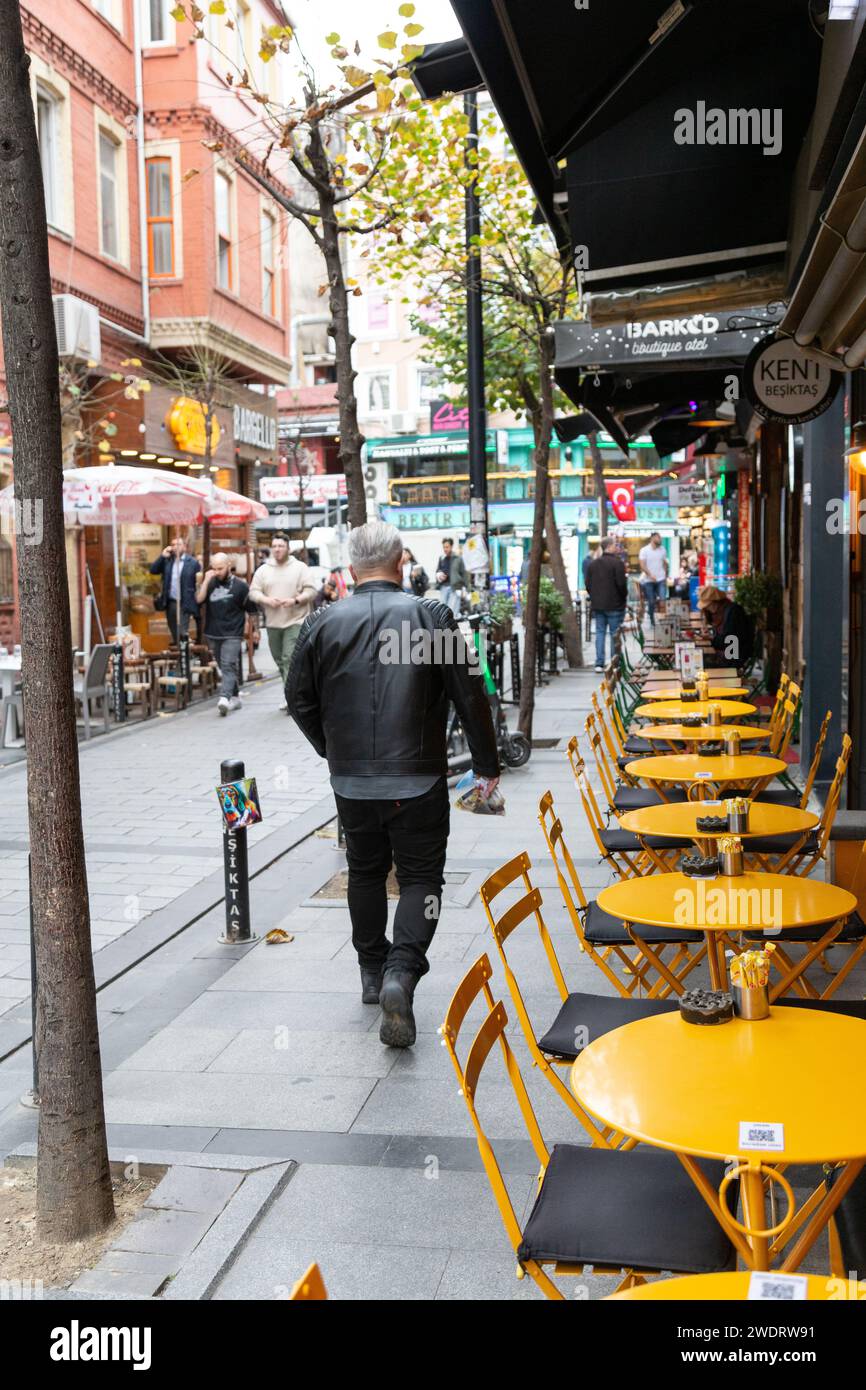 Cuisine shops hi-res stock photography and images - Alamy