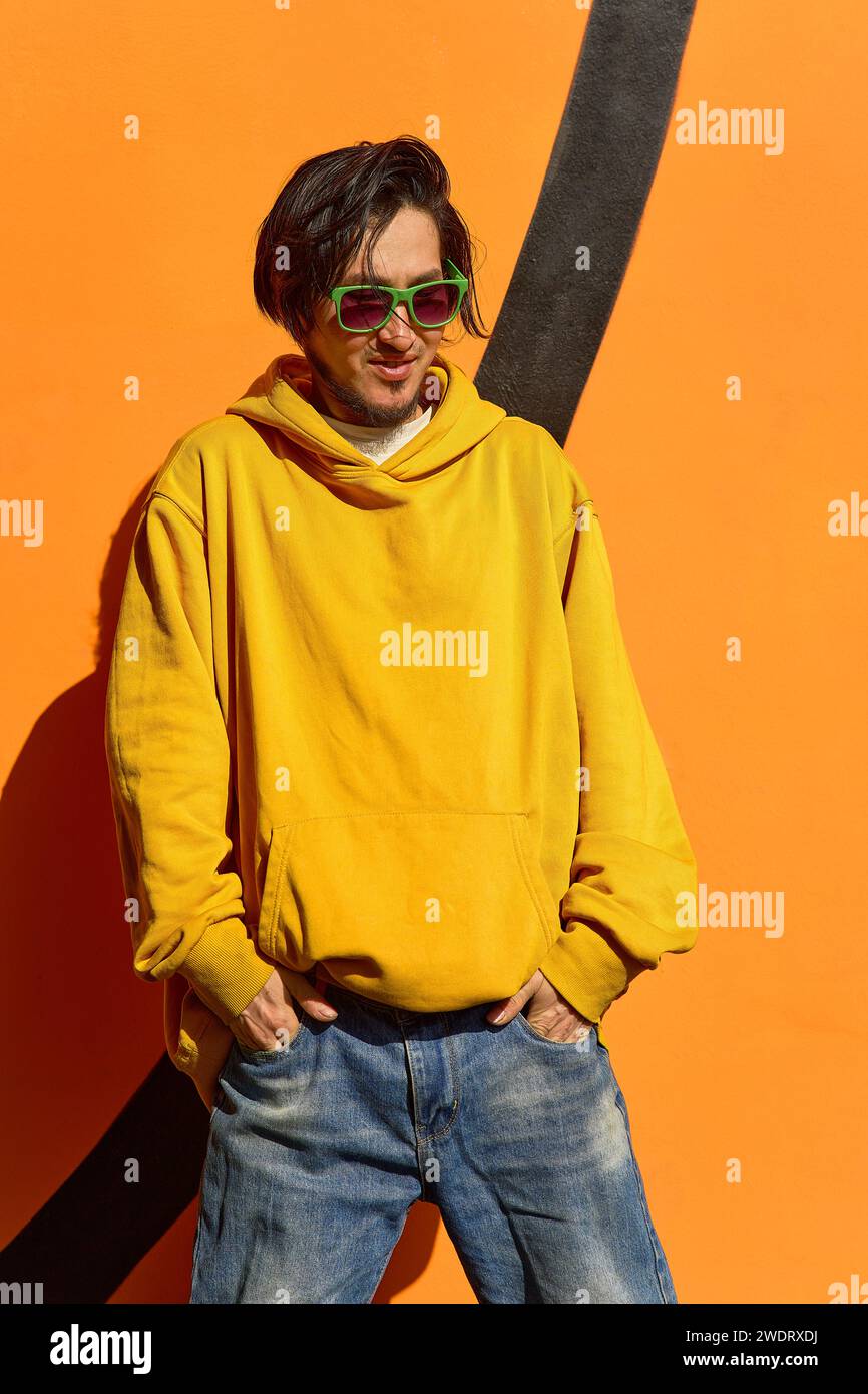 Guy stylish hi-res stock photography and images - Alamy