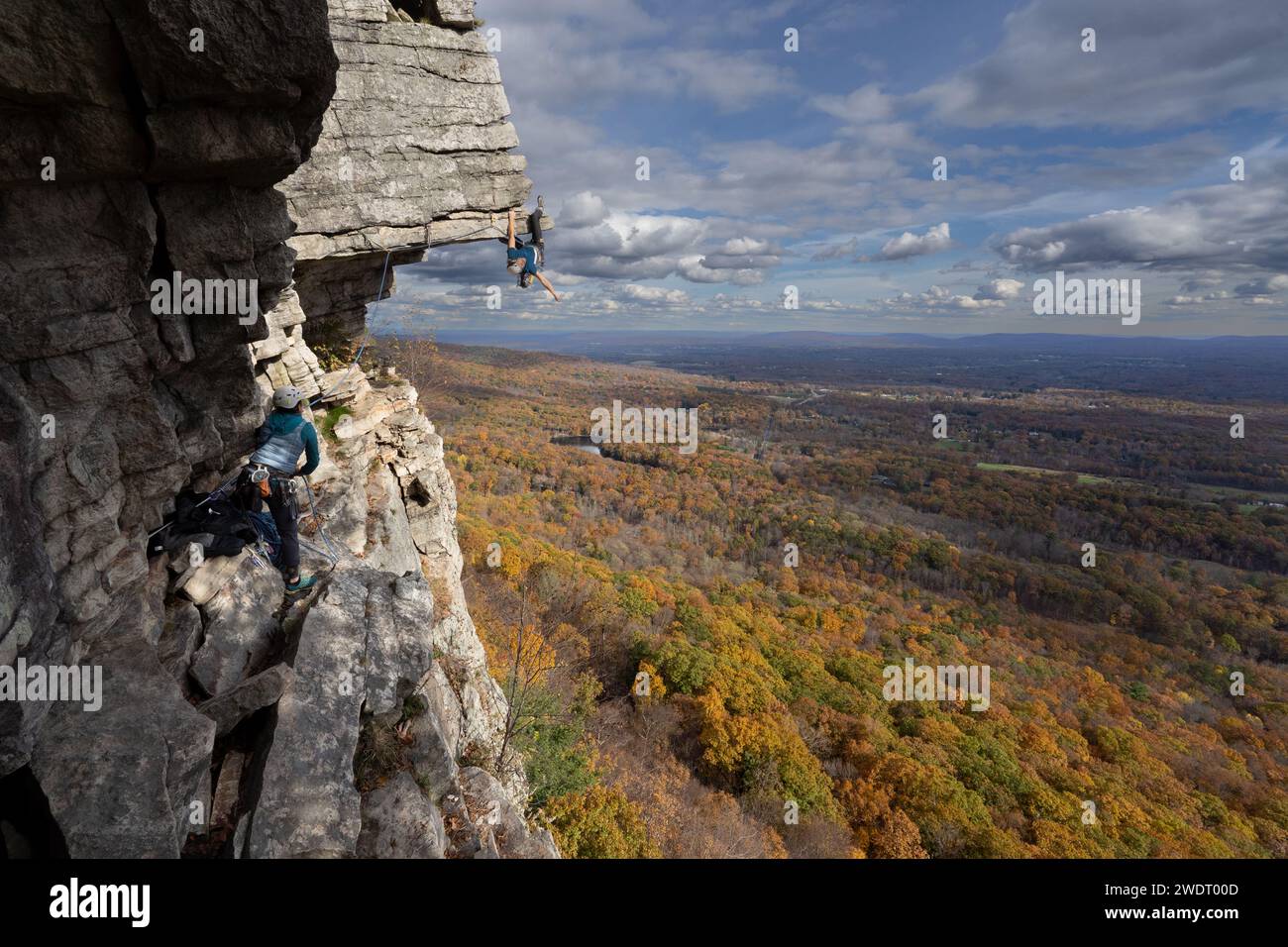 Gunks Rock Climbing - The Dangler Stock Photo - Alamy