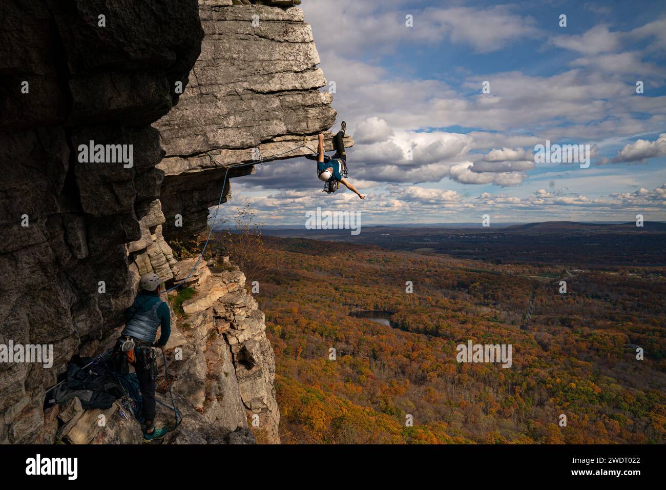 Gunks Rock Climbing - The Dangler Stock Photo - Alamy