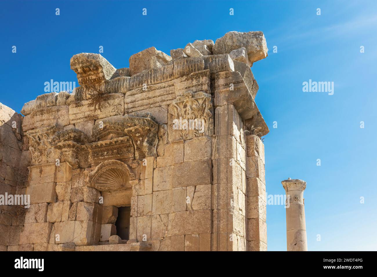 Ancient Roman Ruins of the Propylaeum at ruins of Jerash archaeological ...