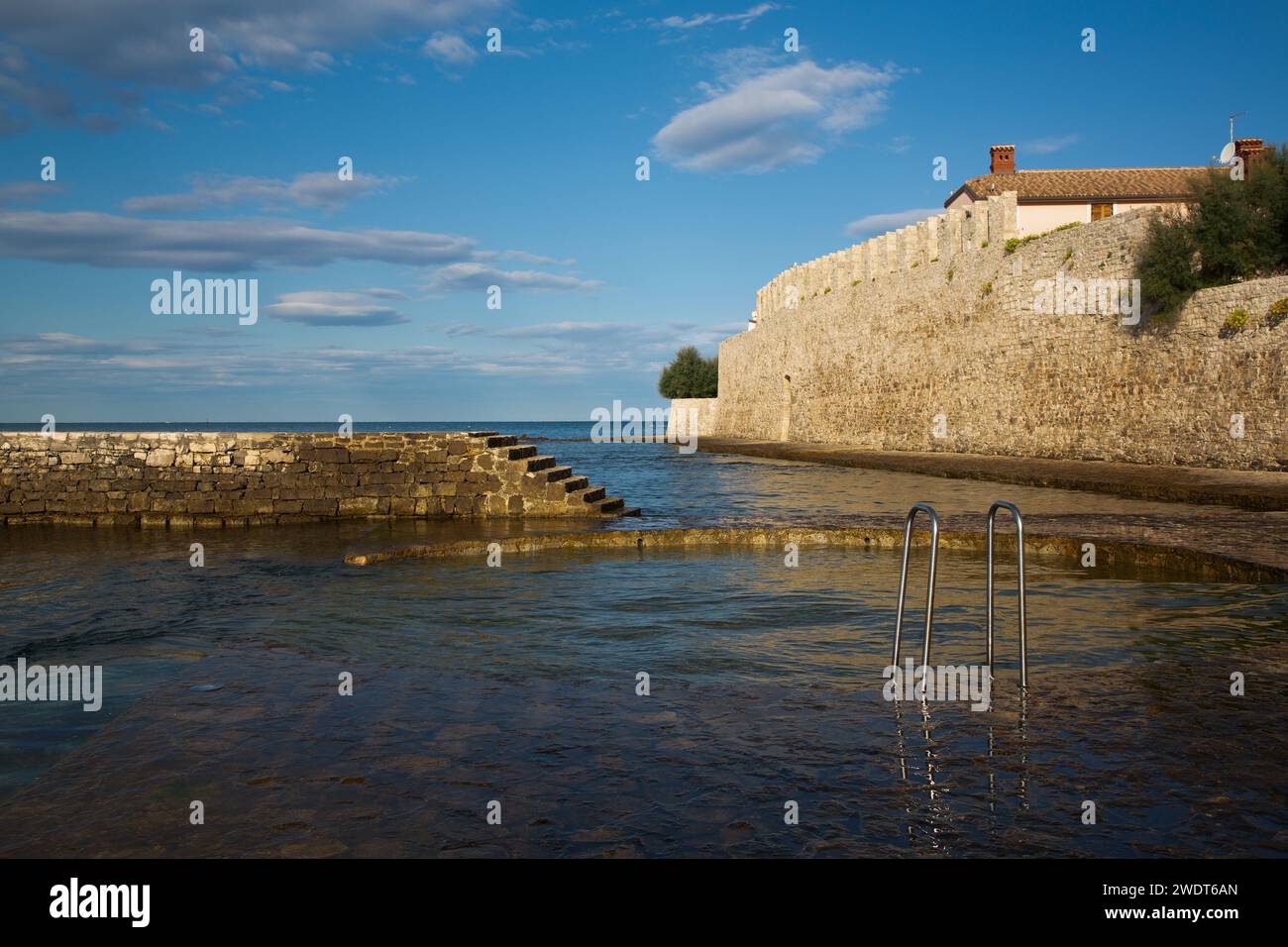 Outdoor swimming pool at the old city wall hi-res stock photography and ...
