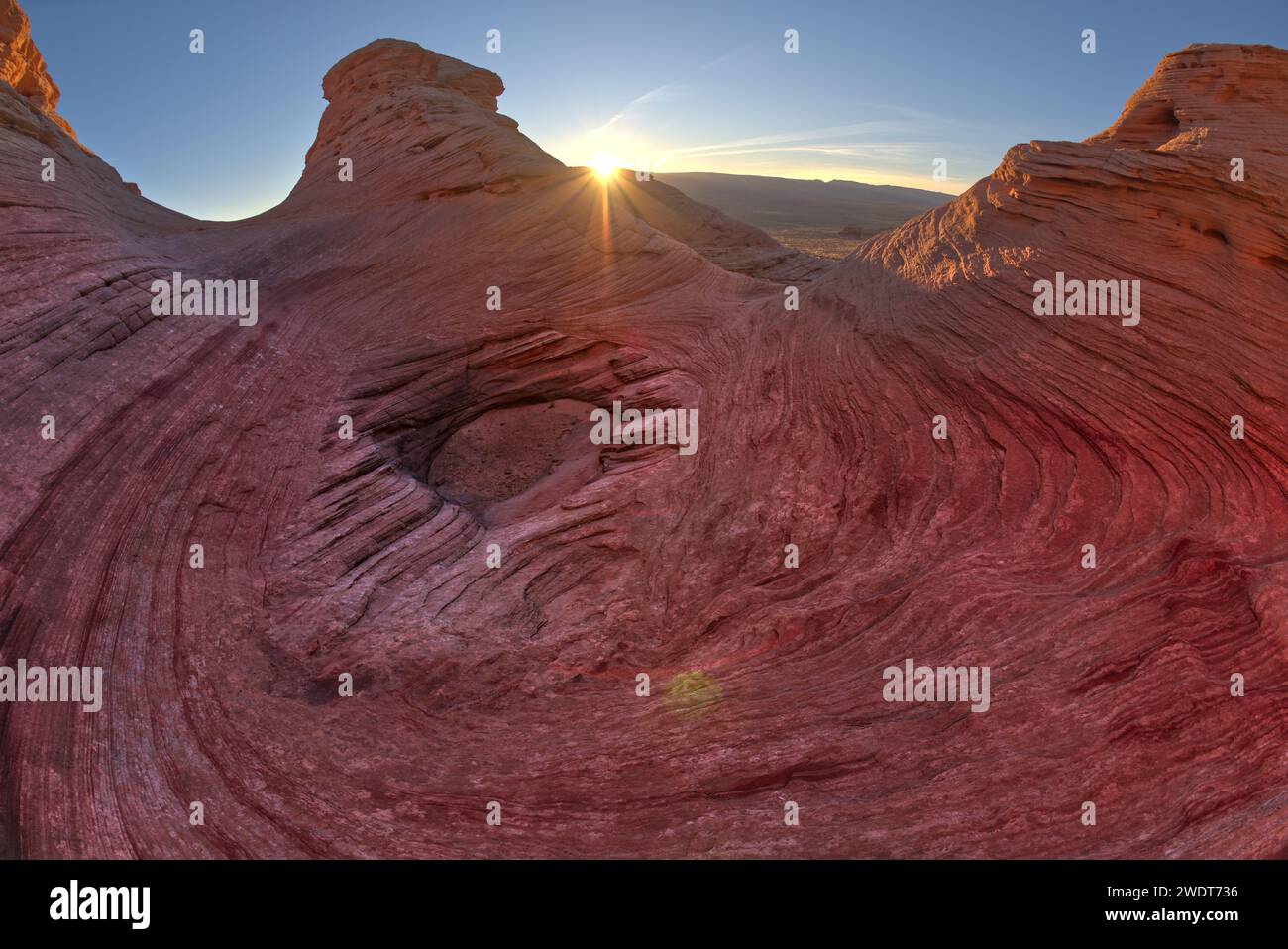 The west rock ridge of the New Wave along the Beehive Trail in the Glen ...
