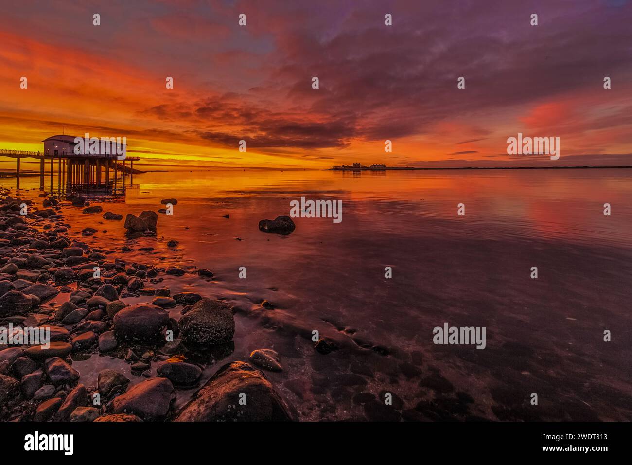 Sunrise from Roa Island, Rampside, Cumbrian Coast, Cumbria, England ...