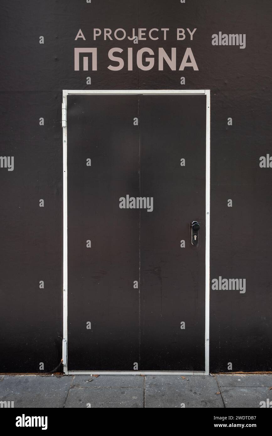 Hamburg, Germany, January 20, 2024 - Locked door at the Signa Karstadt Alstertor Nr05 project ...