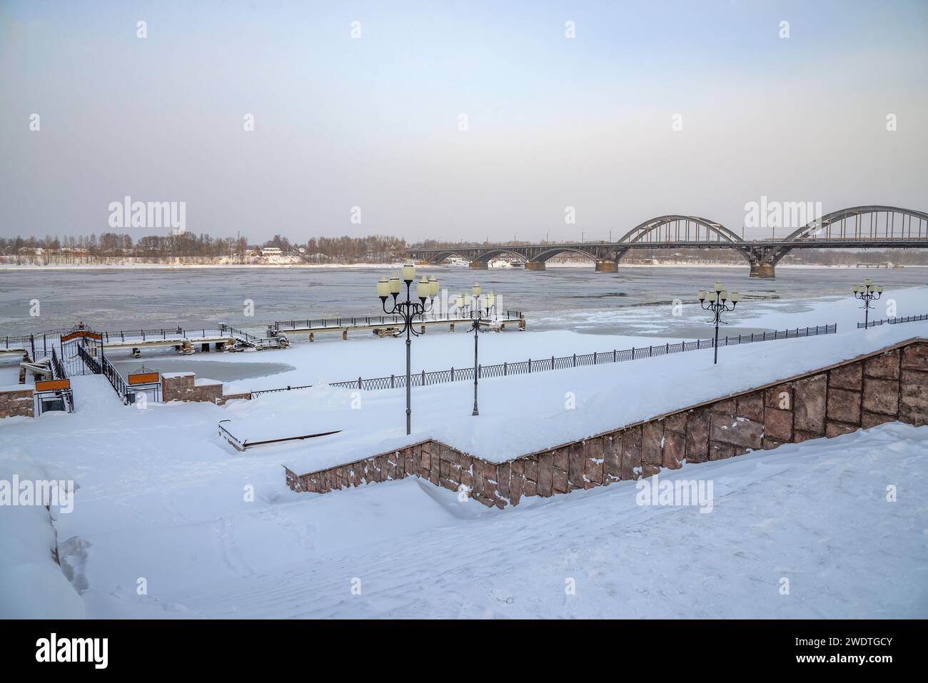 People volga river winter hi-res stock photography and images - Alamy