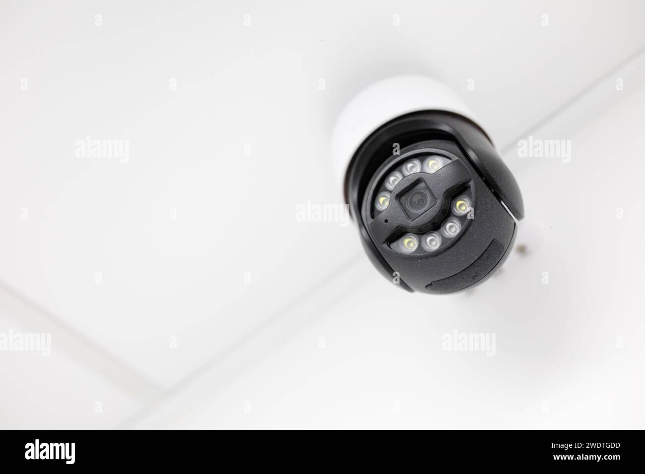 Spy camera room hi-res stock photography and images - Alamy