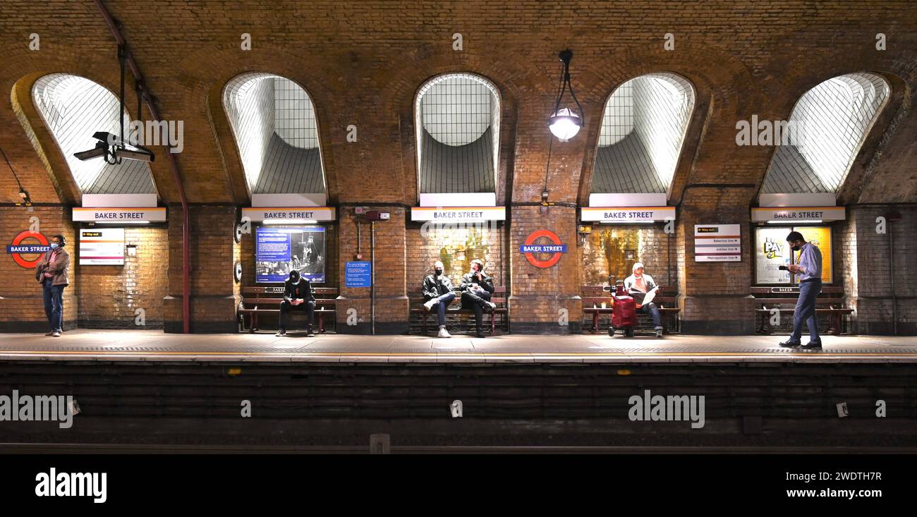 Transport London Baker Street Tube Station Stock Photo - Alamy