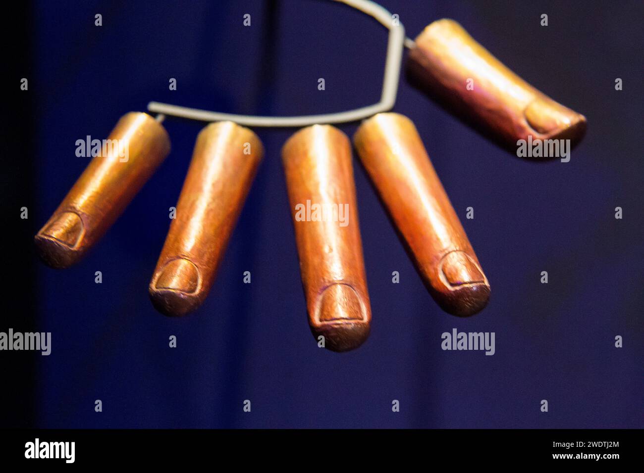 Egypt, Cairo, Egyptian Museum, royal necropolis of Tanis : Gold finger ...