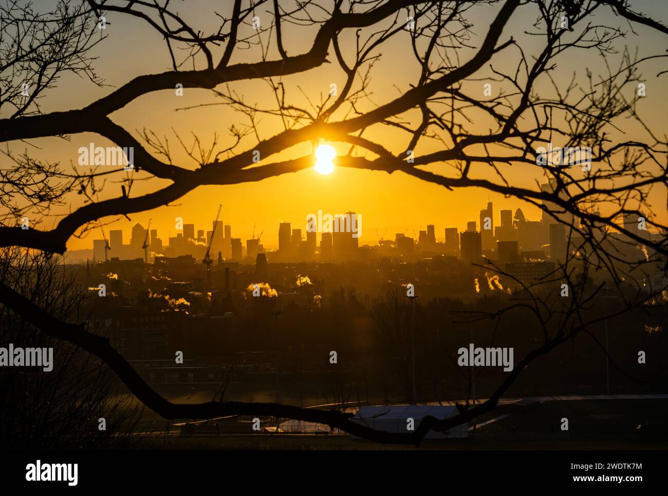 CaptionPic shows: Early morning sunrise over London with the Shard and ...