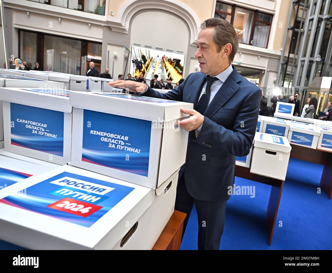 Moscow, Russia. 22nd Jan, 2024. The ceremony of submitting signatures ...