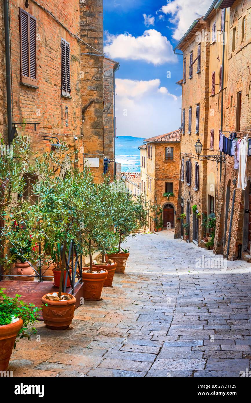 Volterra, Tuscany. Charming hilltop city in Toscana region of Italy ...