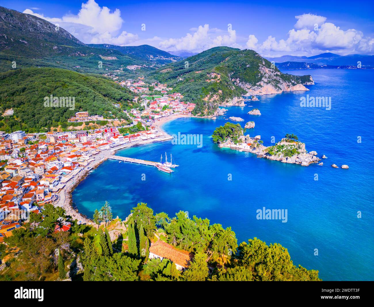 Castle parga hi-res stock photography and images - Alamy