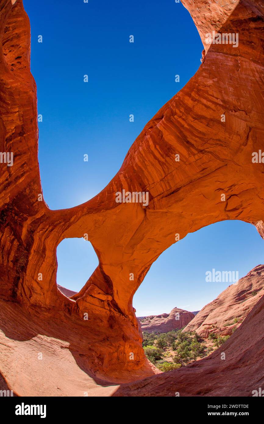 Spiderweb Arch, a large natural double arch in the Monument Valley ...
