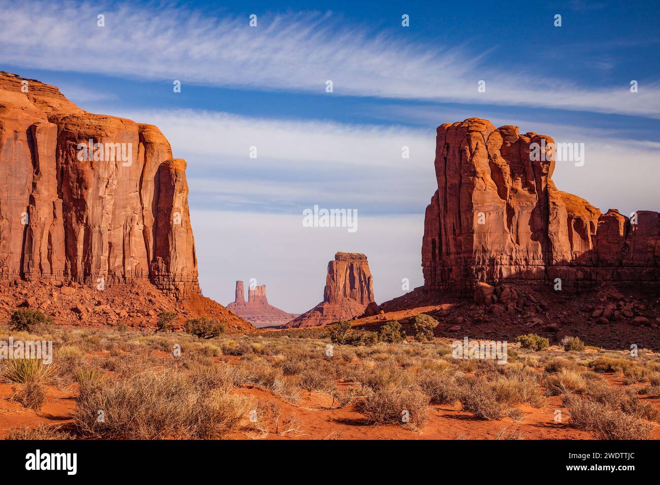 North Window view of the Utah monuments between Elephant Butte & Cly ...