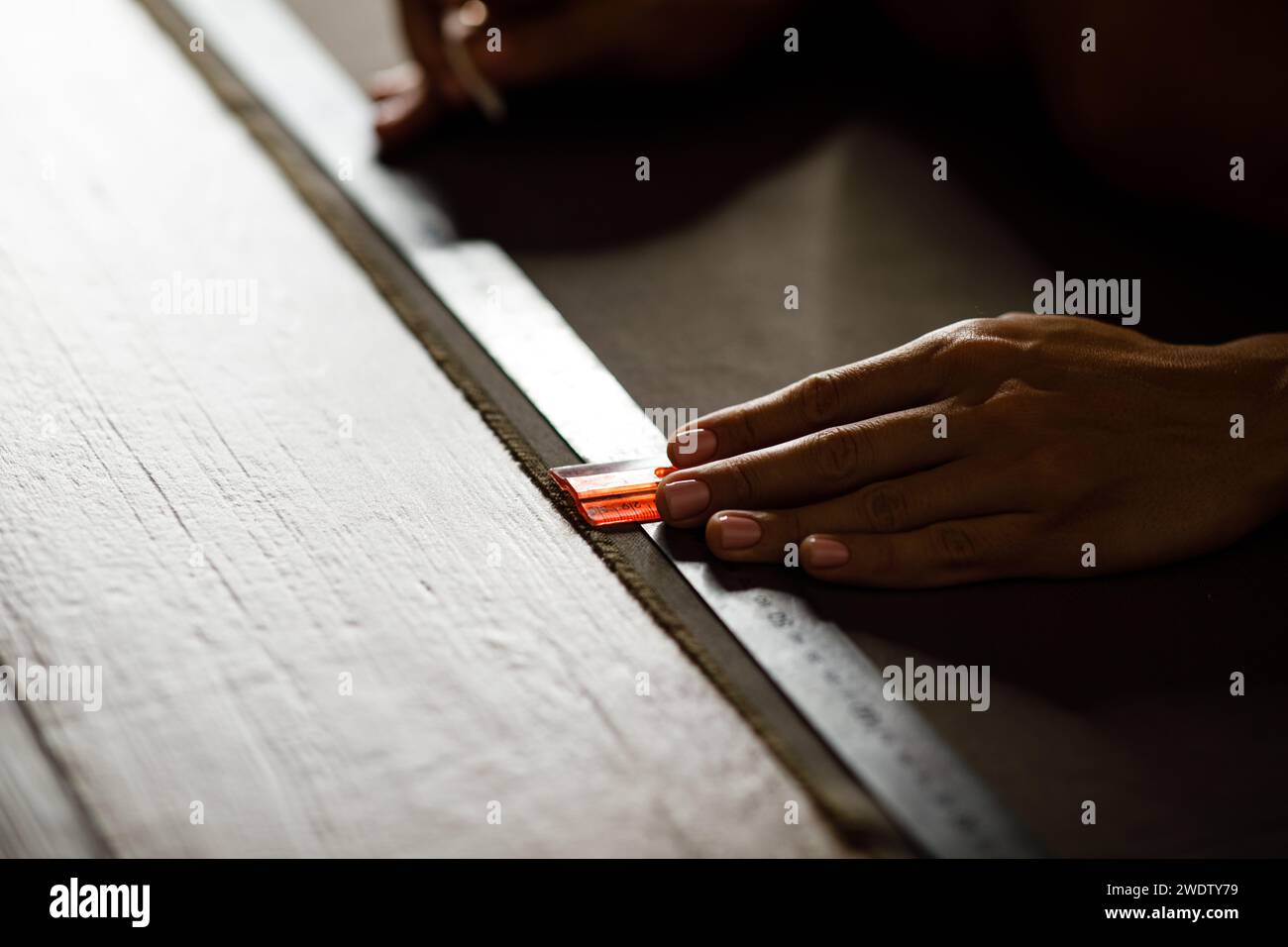 Female seamstress marking pattern hi-res stock photography and images - Alamy
