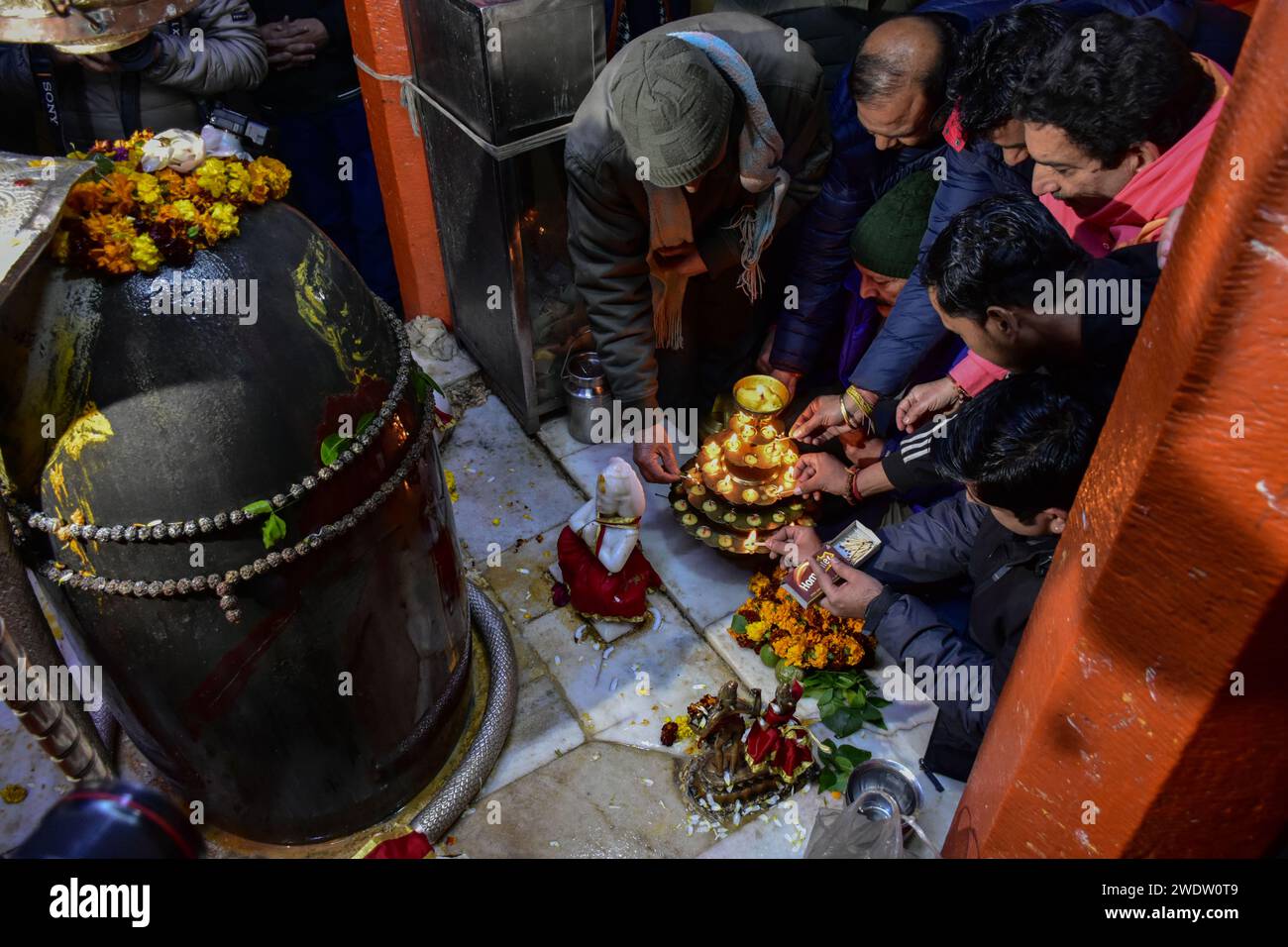 Ayodhya ram mandir hi-res stock photography and images - Alamy