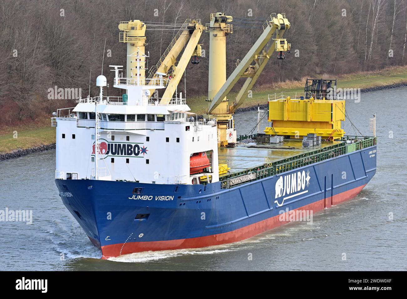 Heavy Load Ship JUMBO VISION passing the Kiel Canal Stock Photo - Alamy