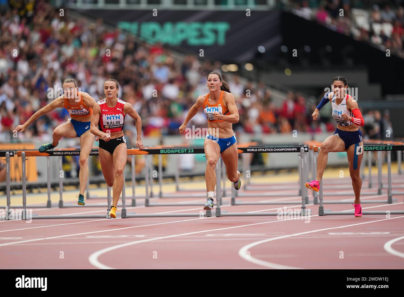 Emma OOSTERWEGEL participating in the heptathlon at the World Athletics ...