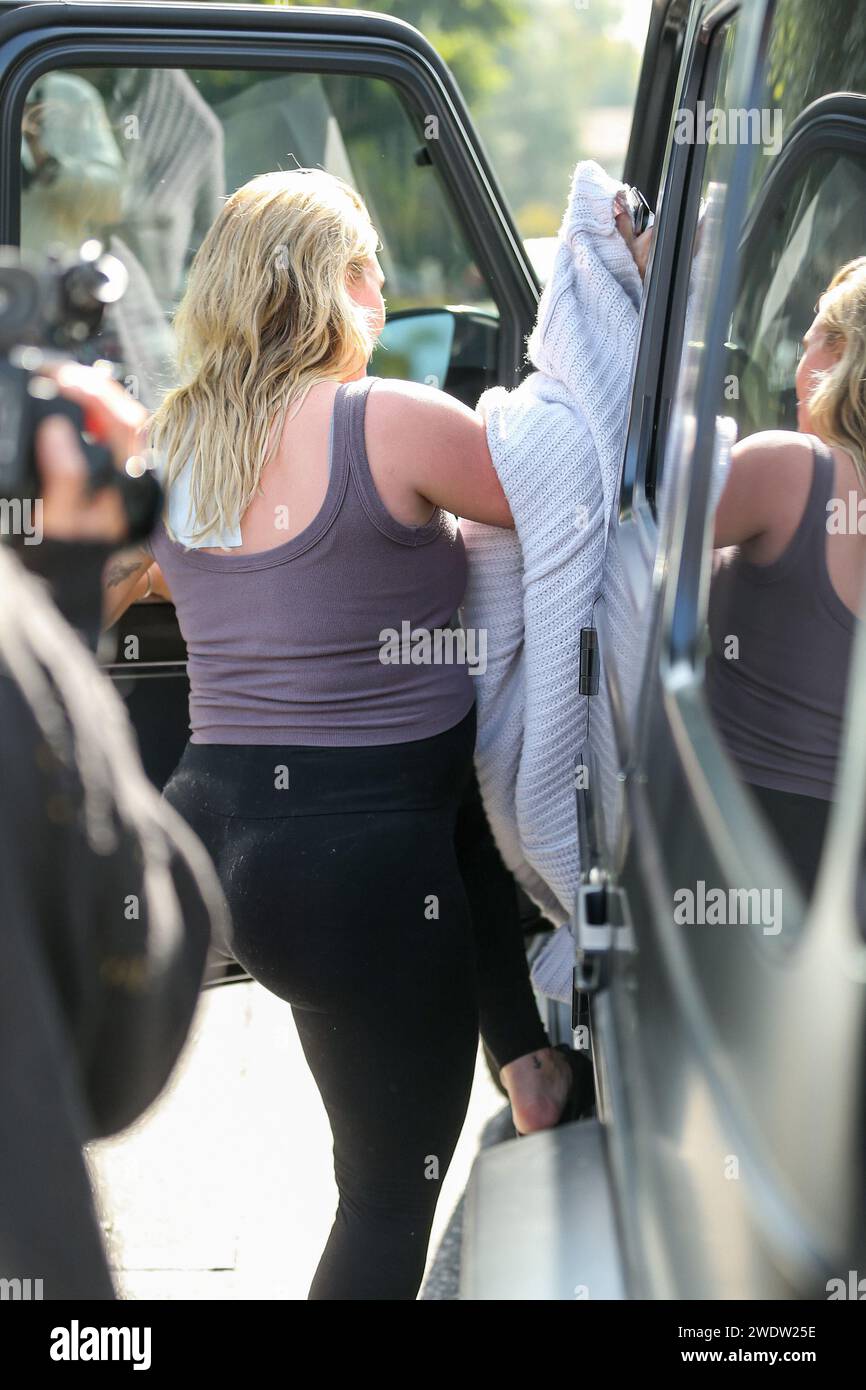 Hilary Duff run errands while out and about. Featuring: Hilary Duff ...