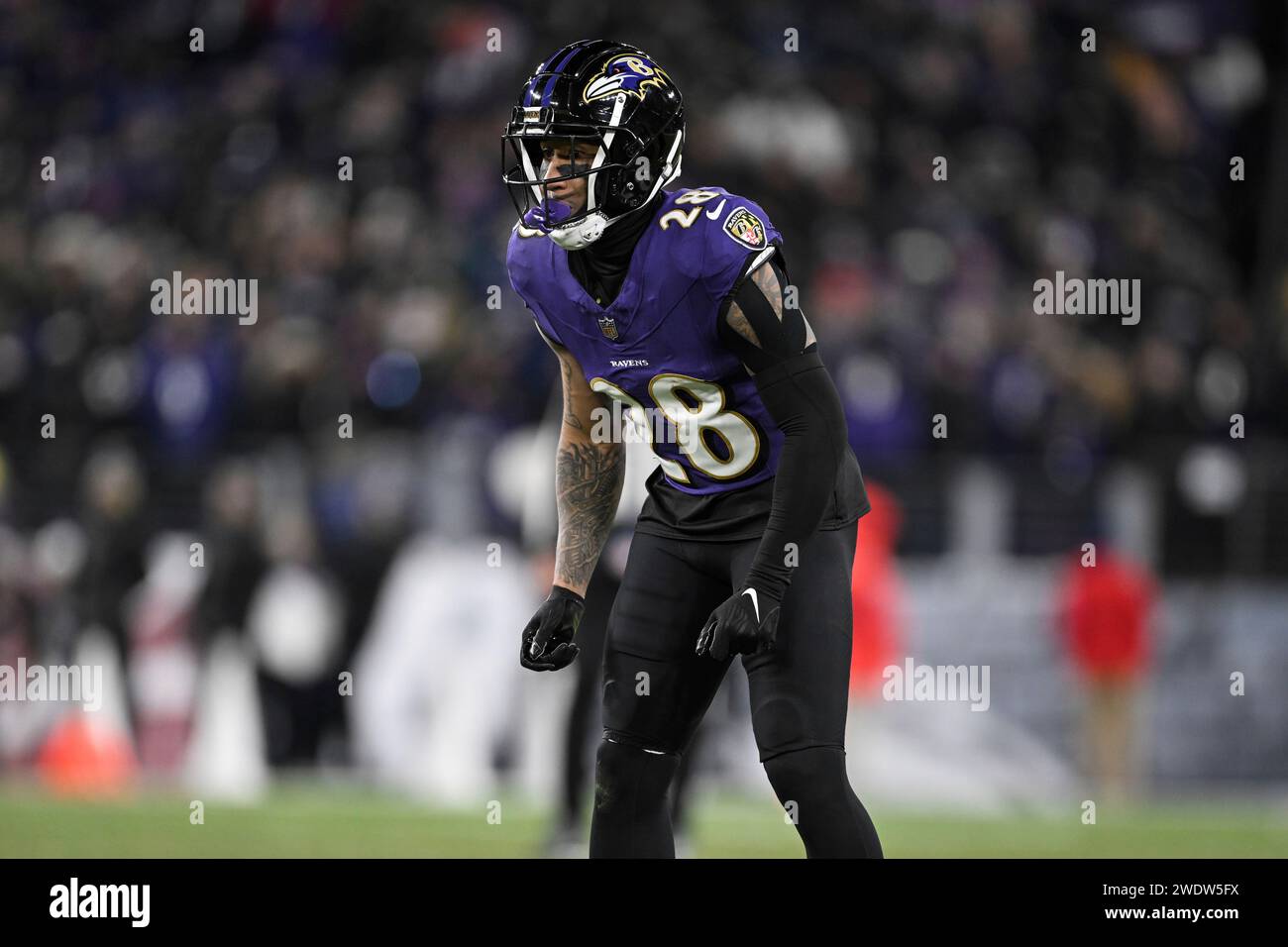 Baltimore Ravens cornerback Ronald Darby (28) gets in position during ...