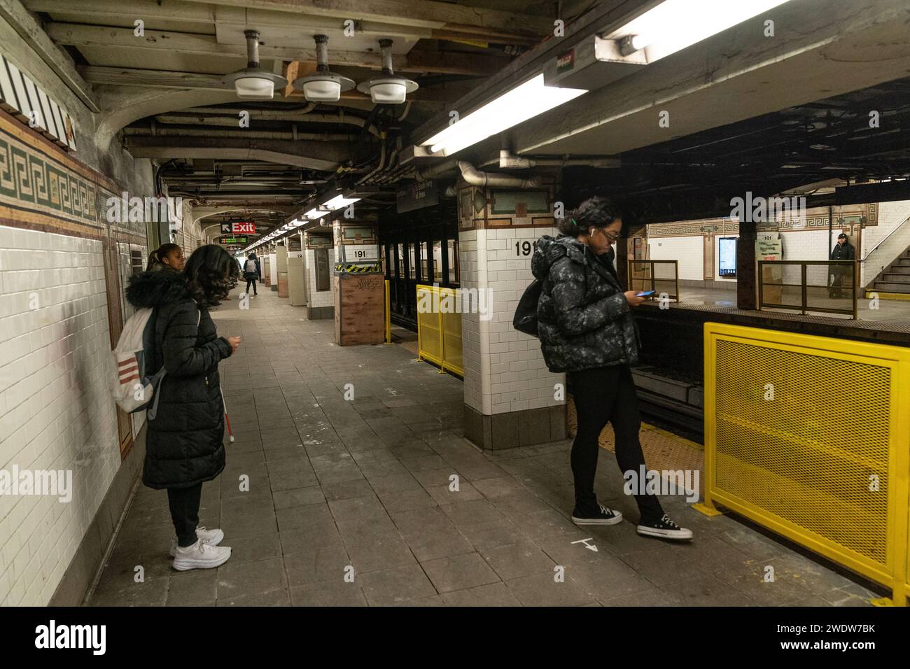 MTA installed barriers to protect customers in pilot program on 191st subway station of Number 1 ...