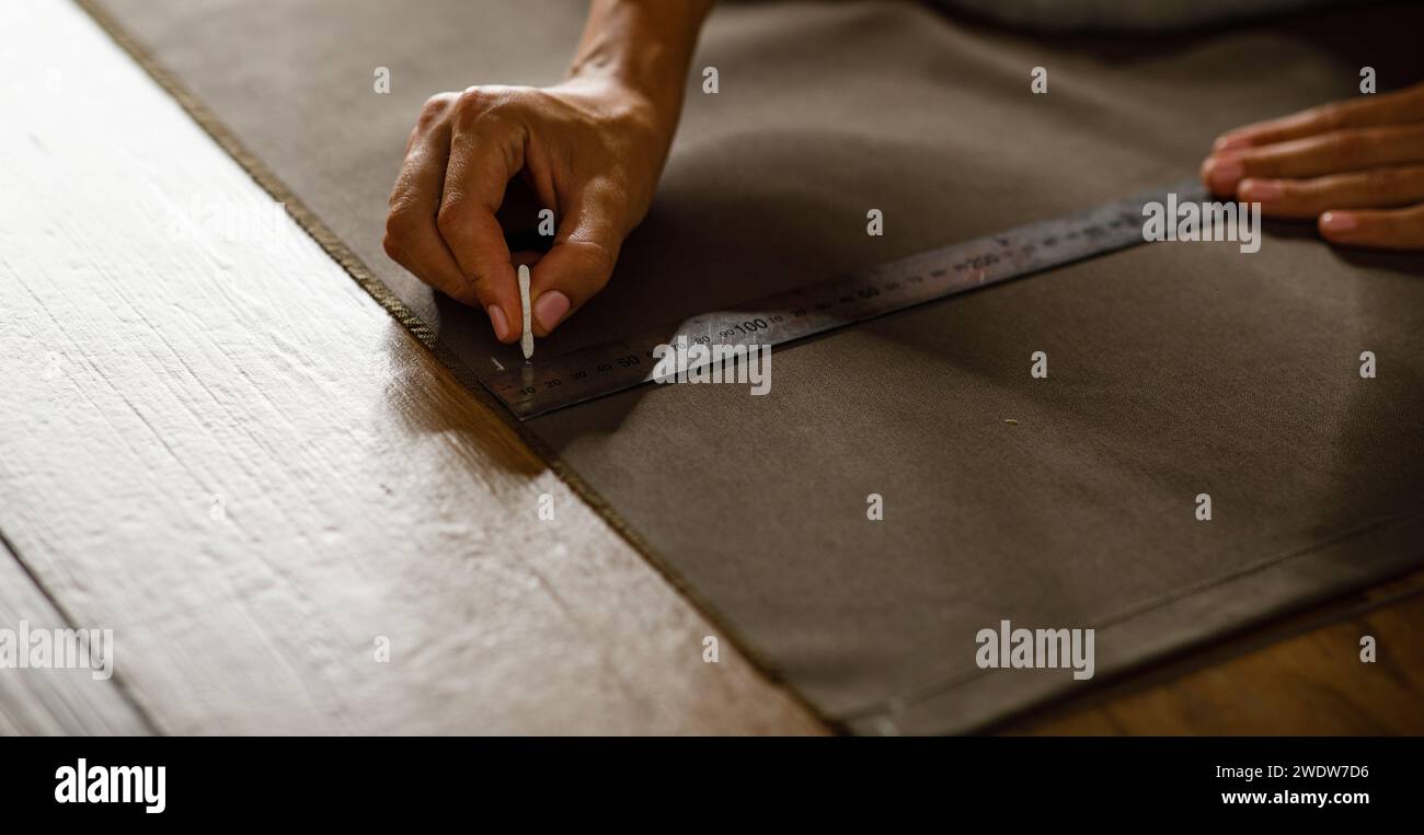 Dressmaker marking fabric chalk hi-res stock photography and images - Alamy