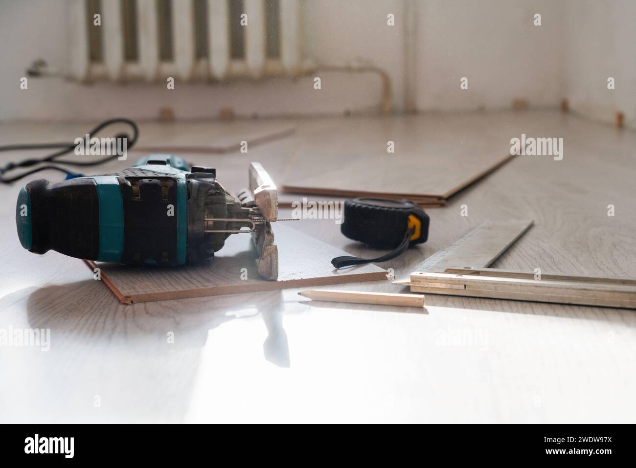 Repairing the floor in the house, laminate flooring in the style of old ...