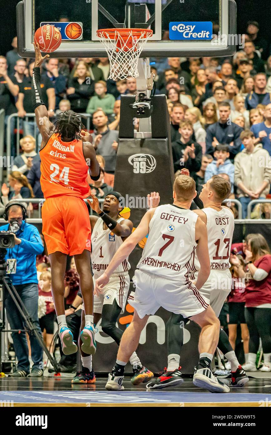 Chemnitz, Deutschland 21. Januar 2024: 1.BBL - 2023/2024 - Niners Chemnitz vs. FC Bayern München ...
