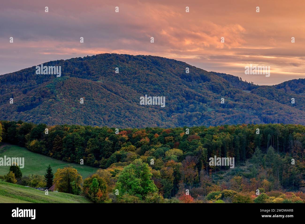 Hilly landscape at sunset hi-res stock photography and images - Alamy