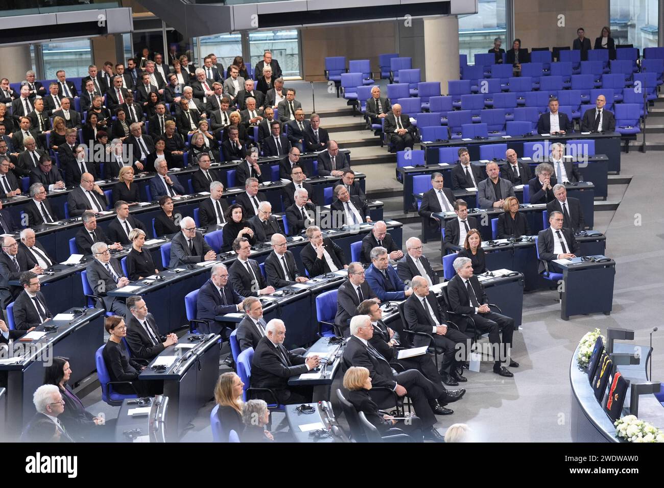 Staatsakt fuer Wolfgang Schaeuble im Deutschen Bundestag Leere Raenge ...