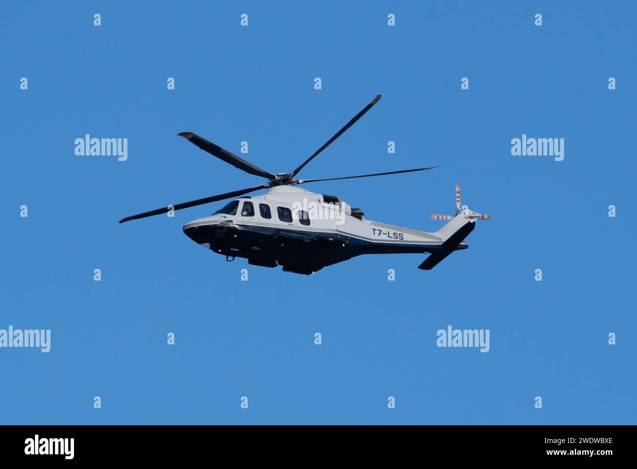 Helicopter t7 lss hi-res stock photography and images - Alamy