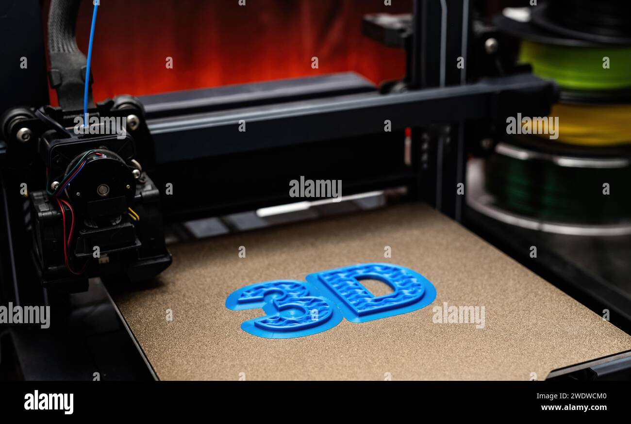 Extrusion process hi-res stock photography and images - Alamy