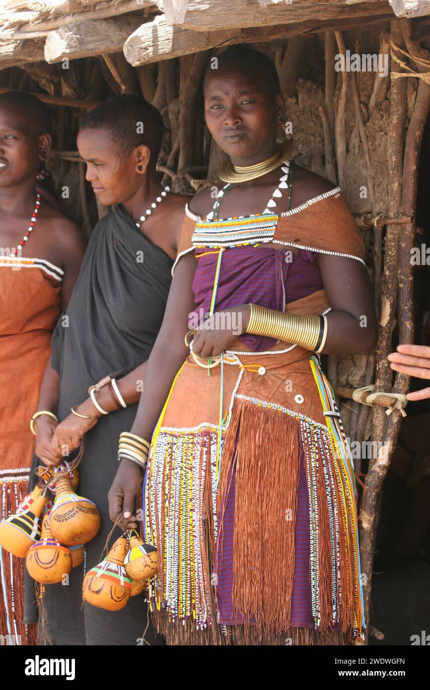 African tribe traditional dress hi-res stock photography and images - Alamy