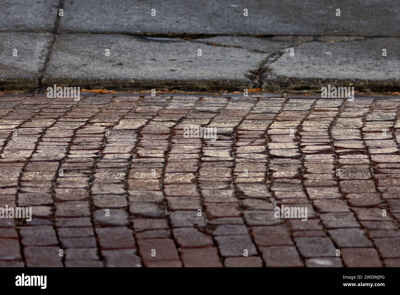 Curved red brick road Stock Photo - Alamy